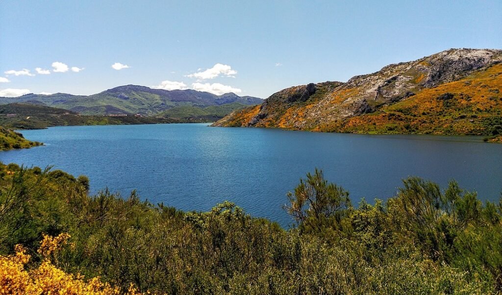 Los 3 embalses más grandes de Castilla y León - Patrimonio Activo